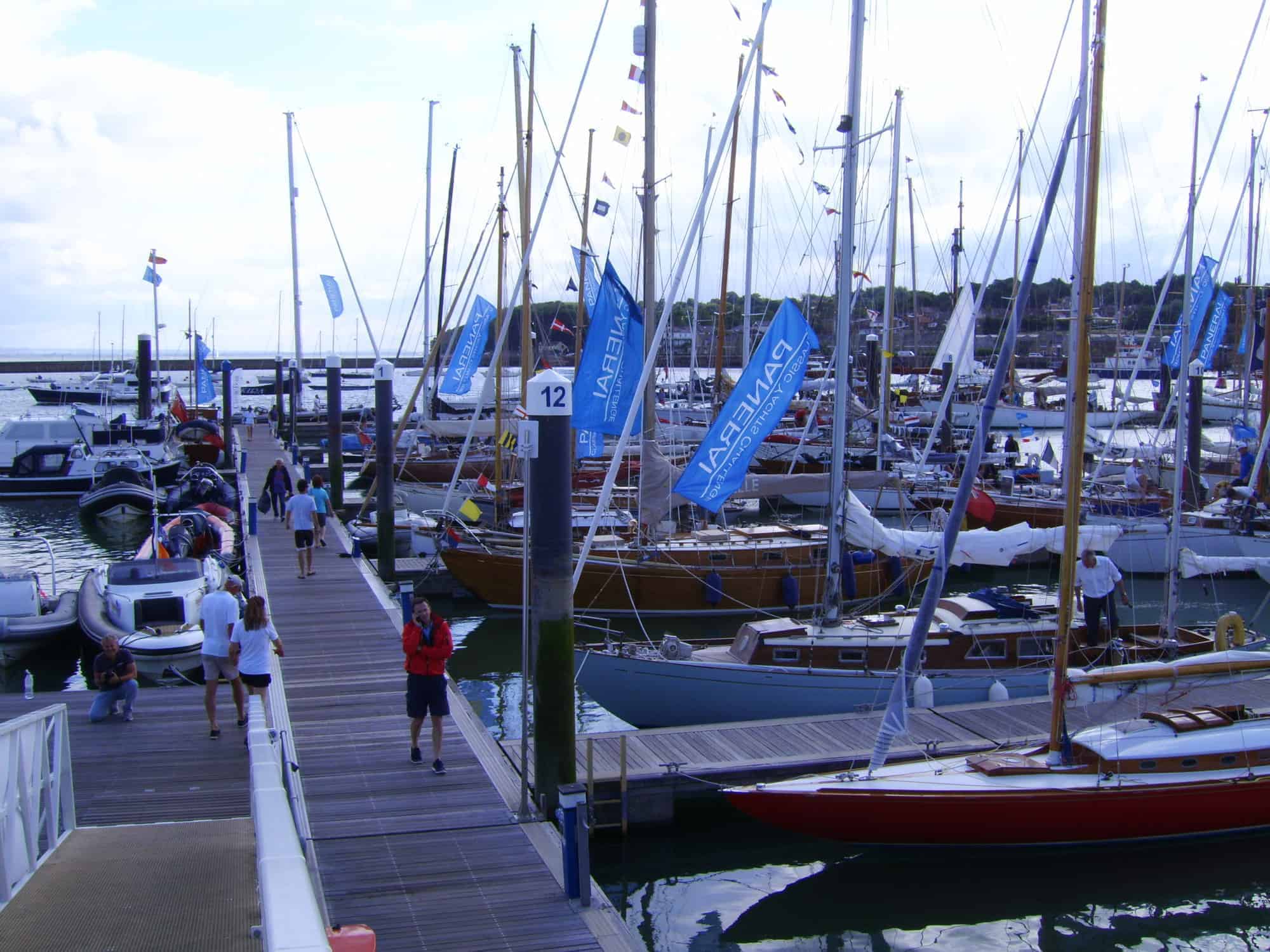 Welcome to Cowes! - I love Cowes