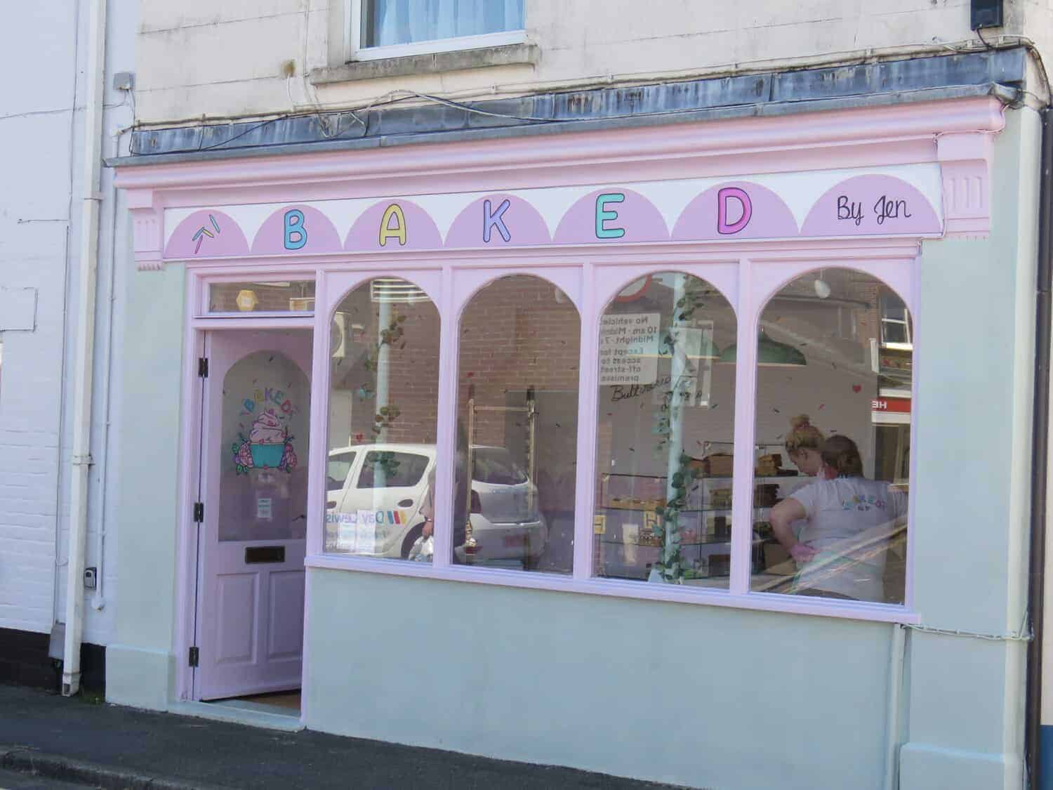 Baked by Jen - I love Cowes